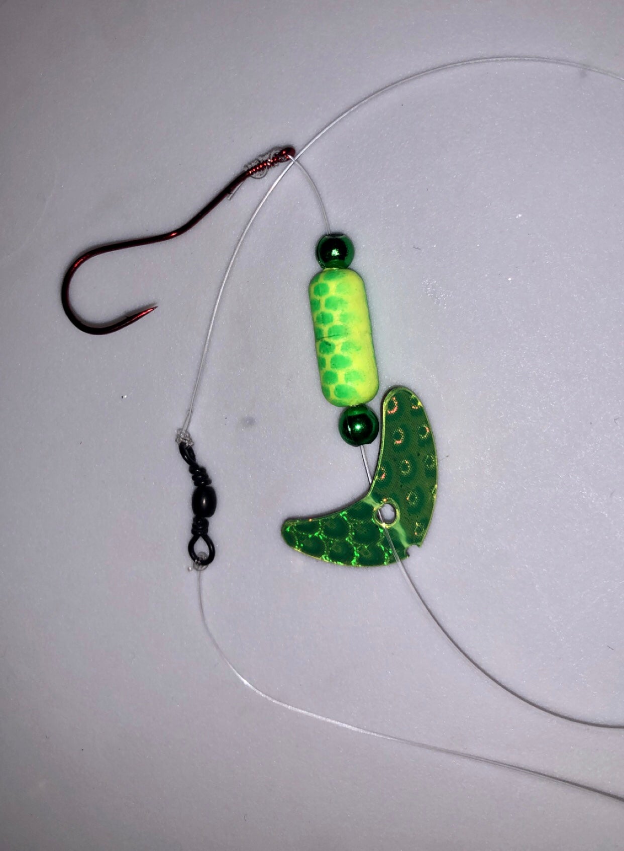 1 Inch Smile with Inline Swivel/Chartreuse Fin – Dakota Blades